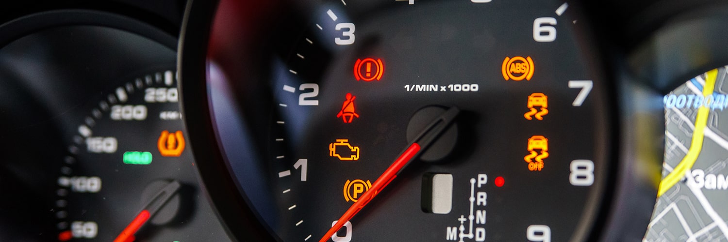 Wat betekenen deze controlelampjes? | AutoFirst Garage De Witte